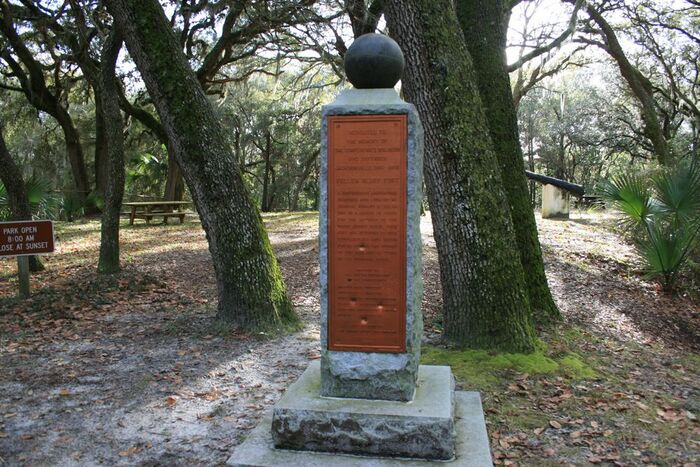 Yellow Bluff Fort - FortWiki Historic U.S. and Canadian Forts