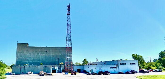 Richards-Gebaur SAGE Direction Center DC-08 - FortWiki Historic U.S ...