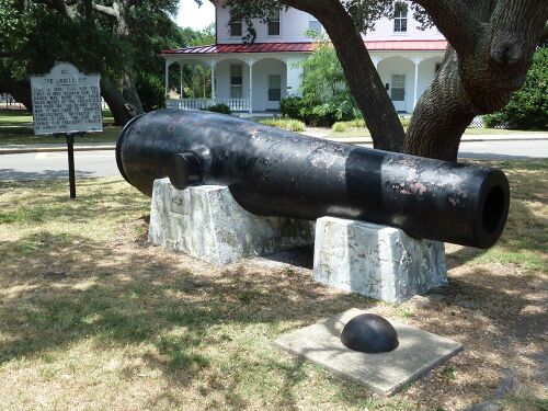 Fort Monroe - FortWiki Historic U.S. and Canadian Forts